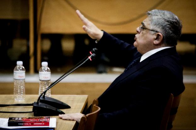 Επιβλητική αντιφασιστική συγκέντρωση στην απολογία Μιχαλολιάκου (Βίντεο ...